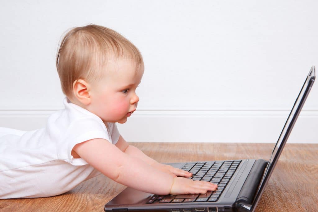 What Age is Appropriate for a Child to Start Using a Computer ...